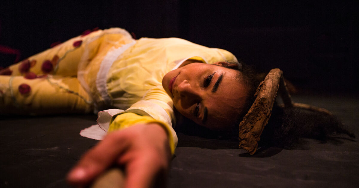 A Tree Without Leaves - Production stills | Spare Tyre